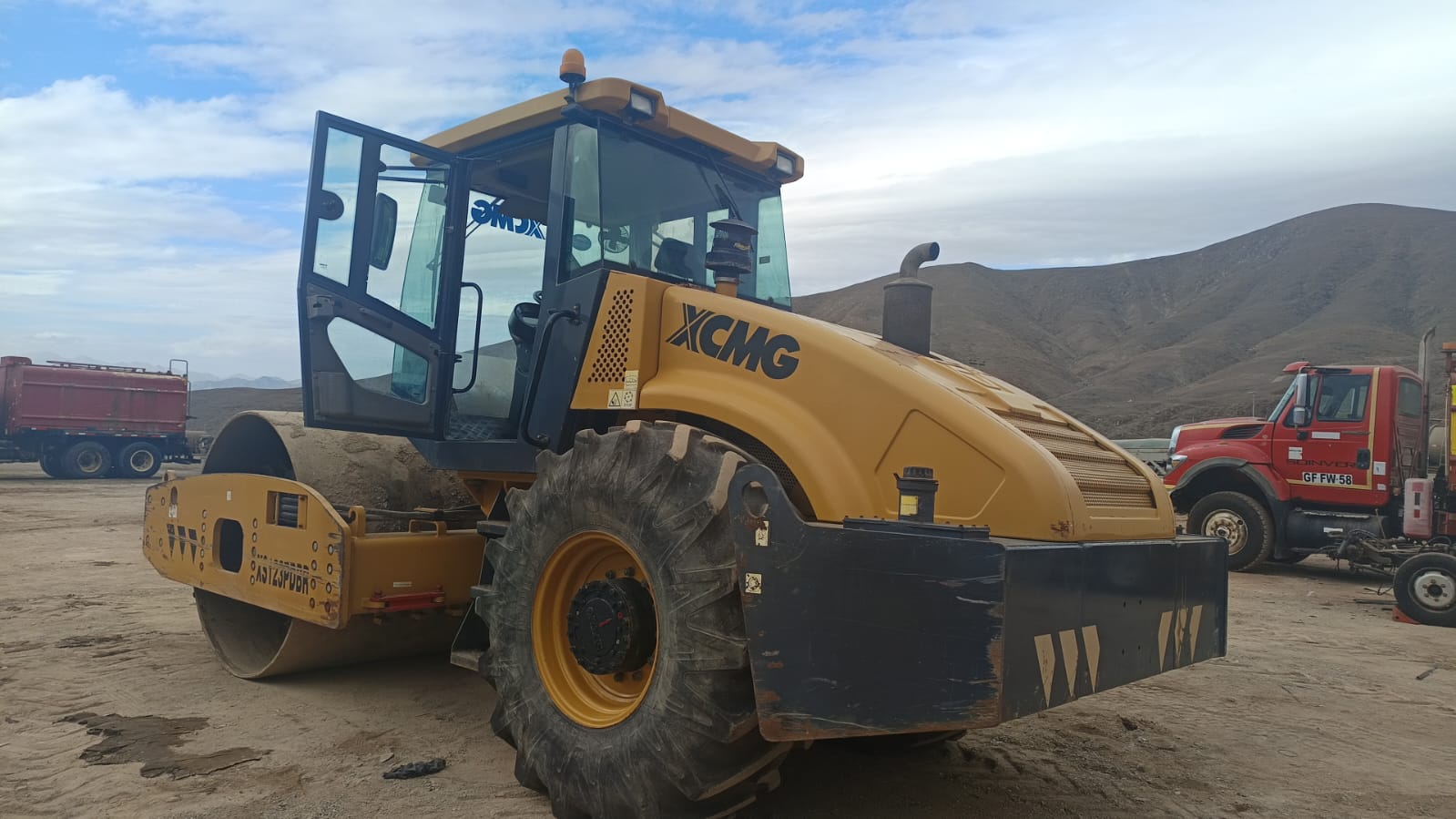 Ficha Técnica: XCMG XS123 (2021-2025) - Doris Quiroz — ¡Un nombre que ...