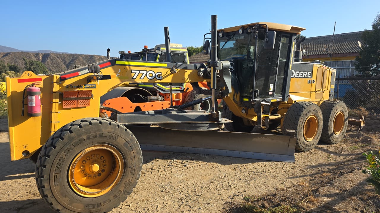 Ficha Técnica: Motoniveladora John Deere Construction 770G (2014-2025 ...